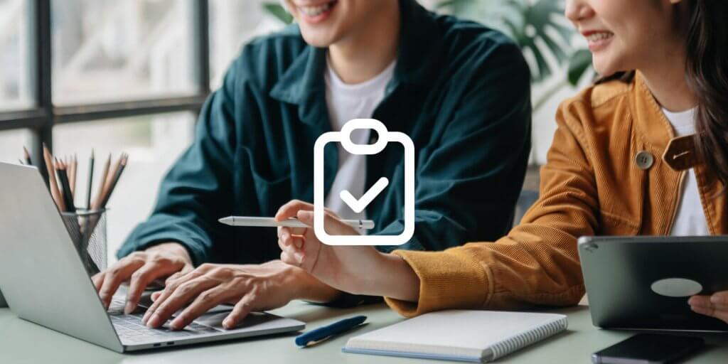 11 On-the-job Training Examples & Strategies to Build a Competent Workforce